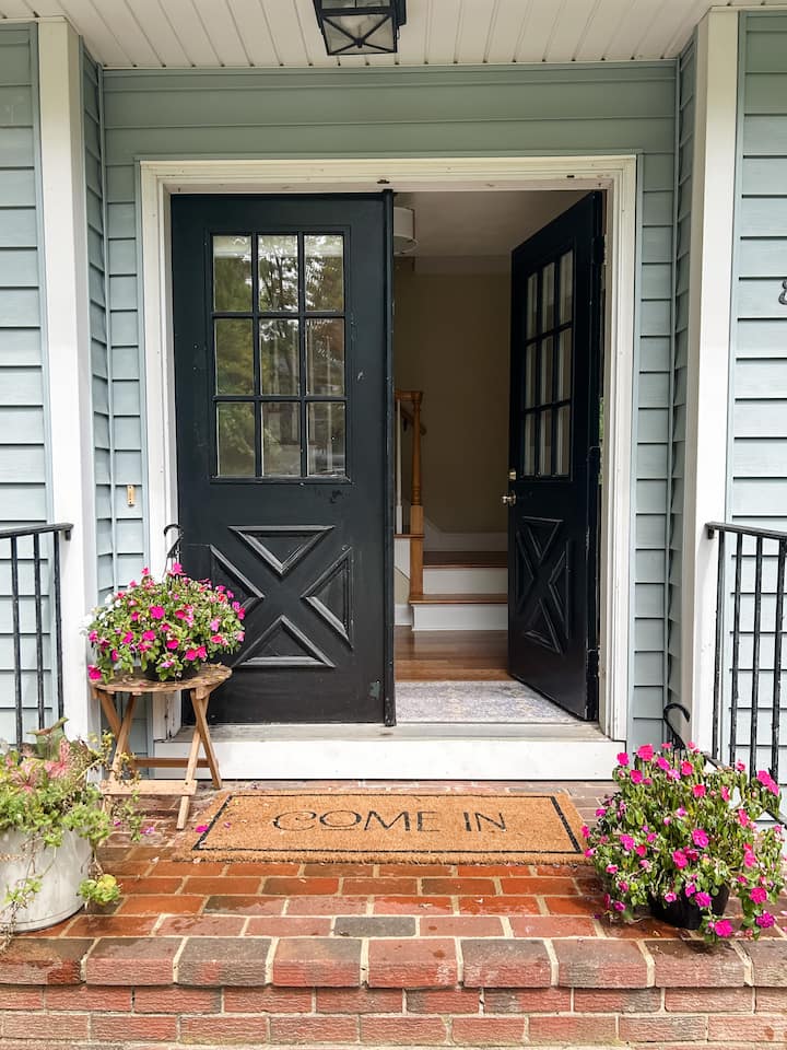 Clean & Cozy Home Walking Distance To Vt! - Blacksburg, VA