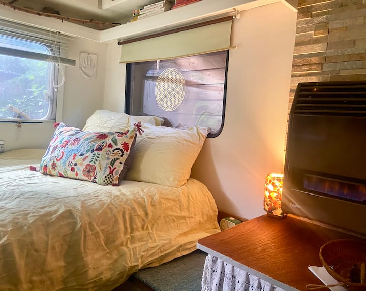 Cosy Vintage Caravan - Netherlands