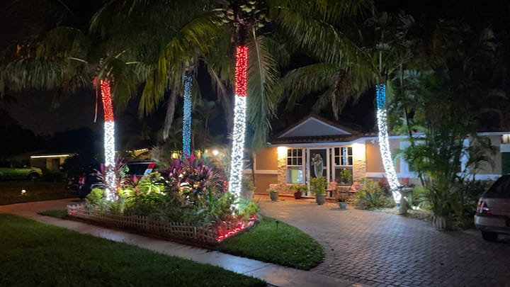 Deerfield Beach Guest Studio House - Deerfield Beach, FL