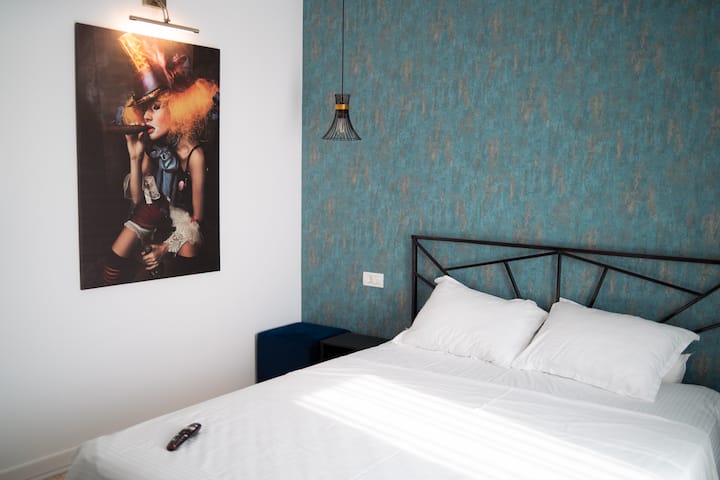 Camera Lady Joker - Pat Dublu, Izbiceni, Dunare - Județul Teleorman