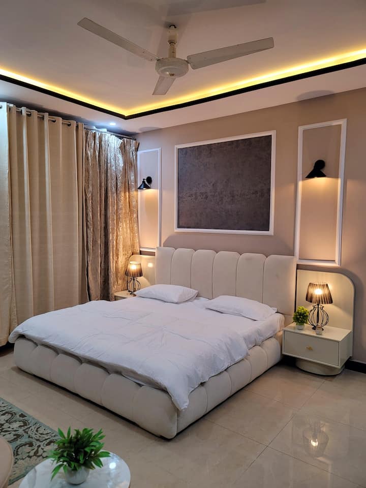 Elegant Modern Stay | 1bhk | Near Airport - Islamabad