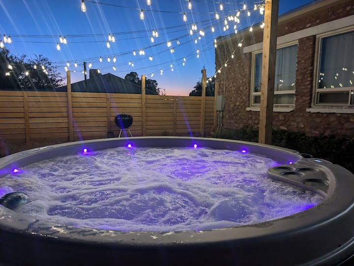 Hadley House 1 Bed/ 1 Bath Hot Tub 5 Min Downtown - ラスクルーセス, NM