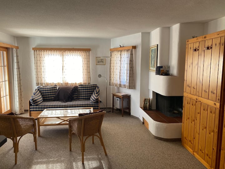 Gemütliche 2.5-zimmer Wohnung Am Pistenrand - Obersaxen