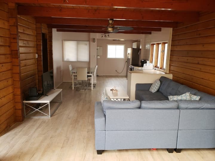 2br Quiet Cabin Retreat In Drayton Valley - Drayton Valley