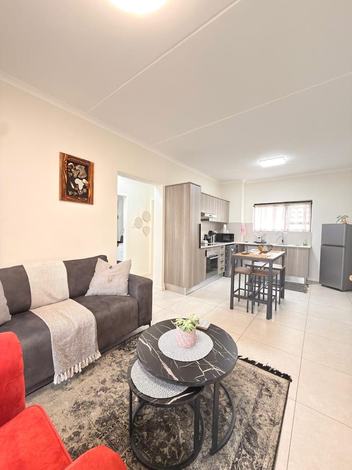 The Aura 344
Swimming Pool & Gym-work Or Play - Randburg