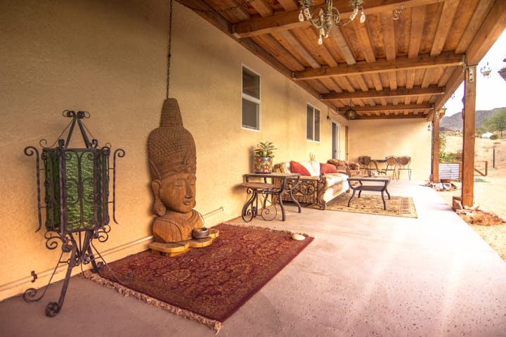 The Heart Of The Desert · Calm, Cozy & Connected - Joshua Tree, CA