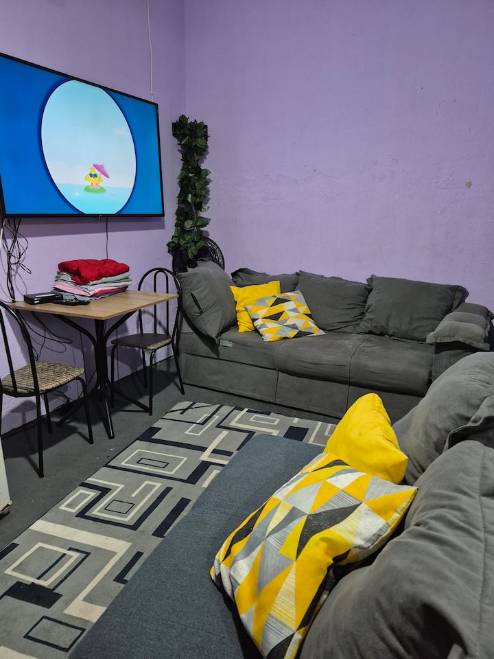 Casa De Um Cômodo Charmosa E Equipada. - São Mateus