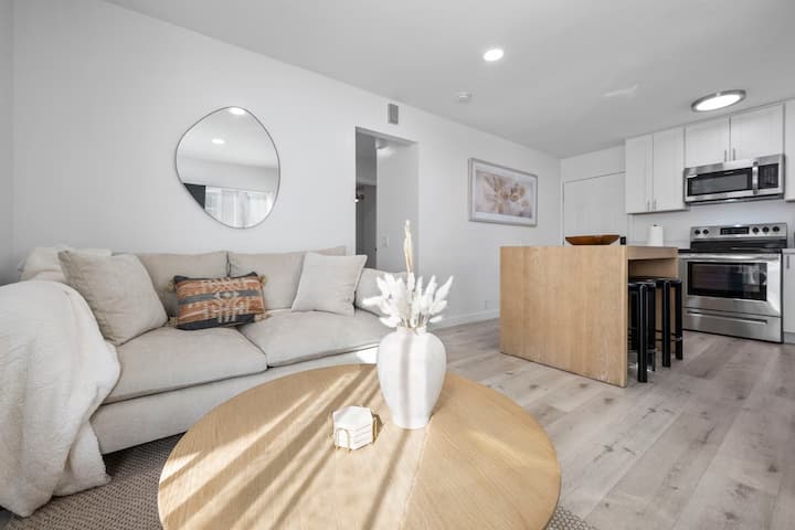 Charming 2-bedroom In Central City Heights - Skyline - San Diego