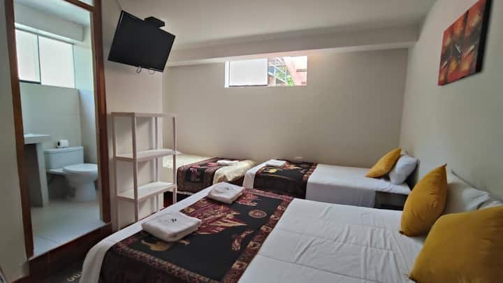 Duerme Con El Sonido Del Río - Aguas Calientes