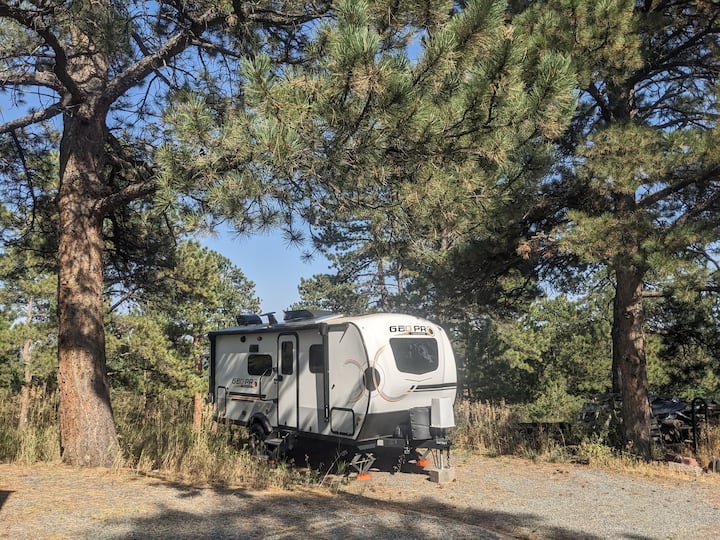 Rv, Queen Bed, 11 Miles From Red Rocks - Morrison, CO