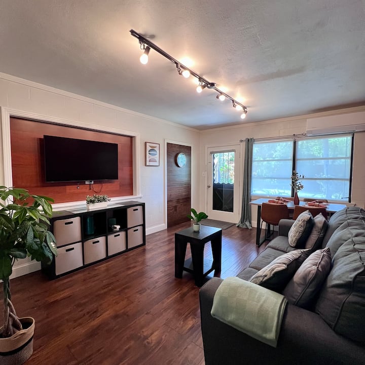 Cozy Orlando Stay • 5 Miles To Downtown - 