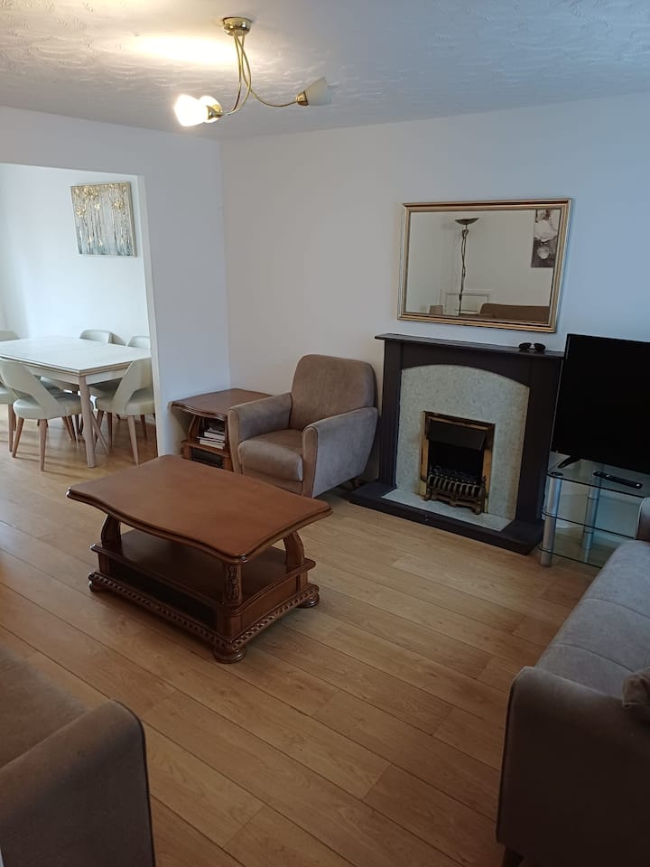 Ridgewell Lodge - 3 Bed Family Home - Beckenham