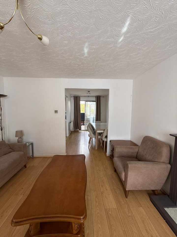 Ridgewell Lodge - 3 Bed Family Home - Bromley
