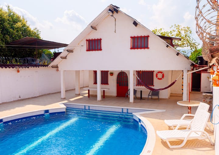 Casa Del Karajo - Dentro De Carmen De Apicalá - Carmen de Apicalá