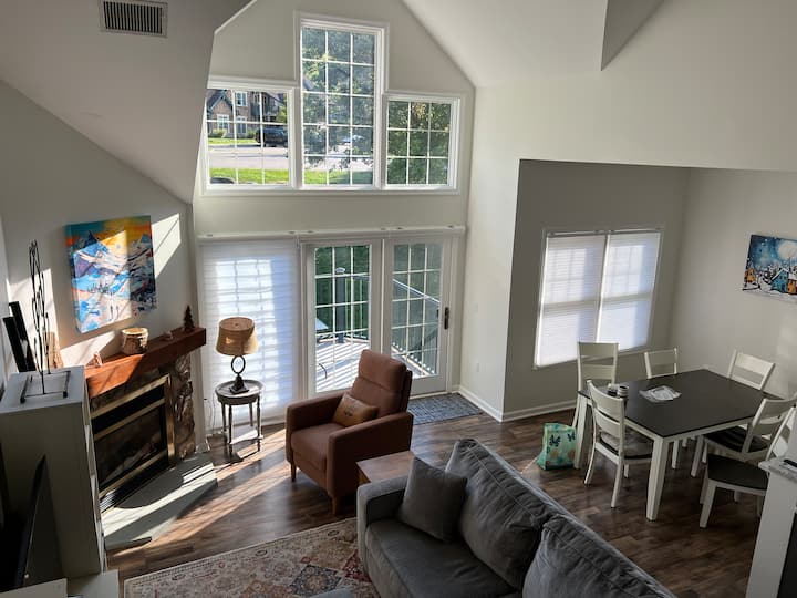 Bright, Modern, Open Black Creek Sanctuary Condo - Mountain Creek Water Park, Vernon Township