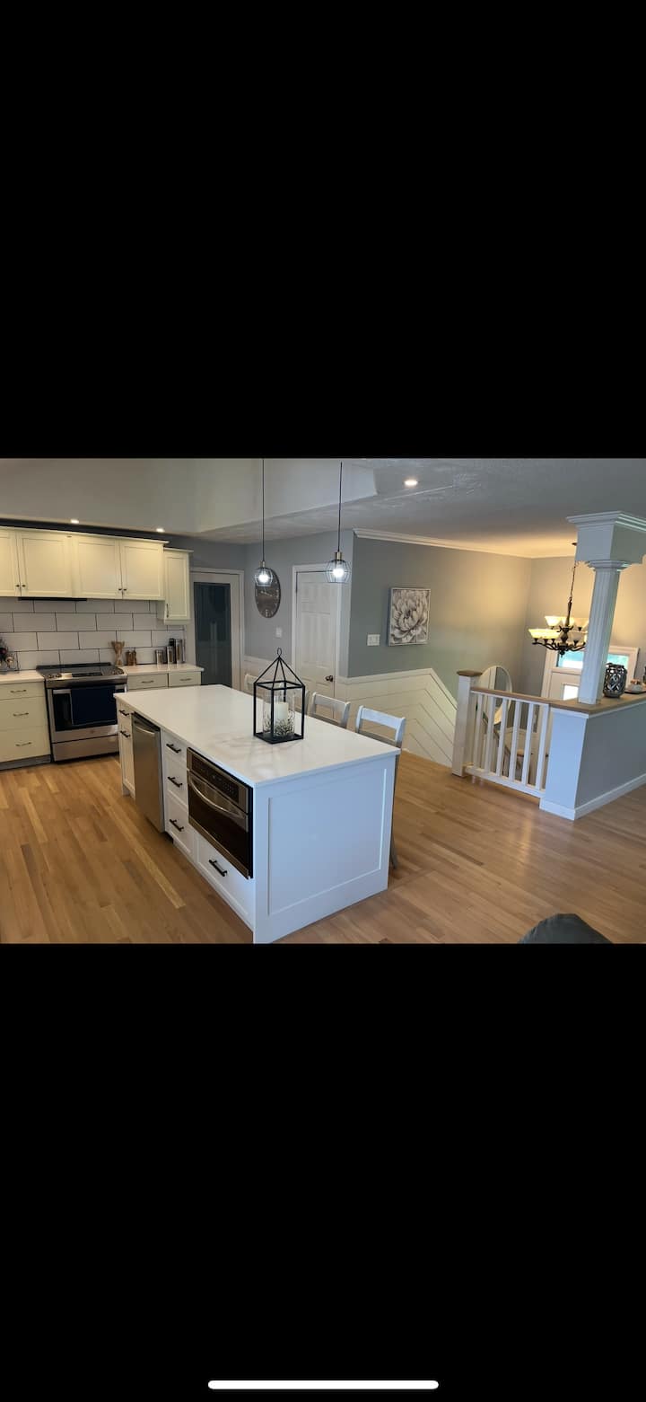 Lake House - Perth, ON, Canada