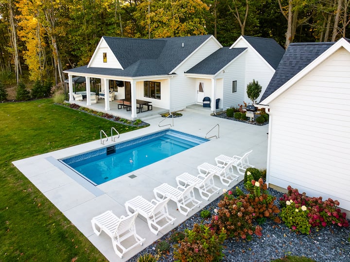 New May 2026 | Heated Pool | Hot Tub | Dt Saug - ソーガタック, MI