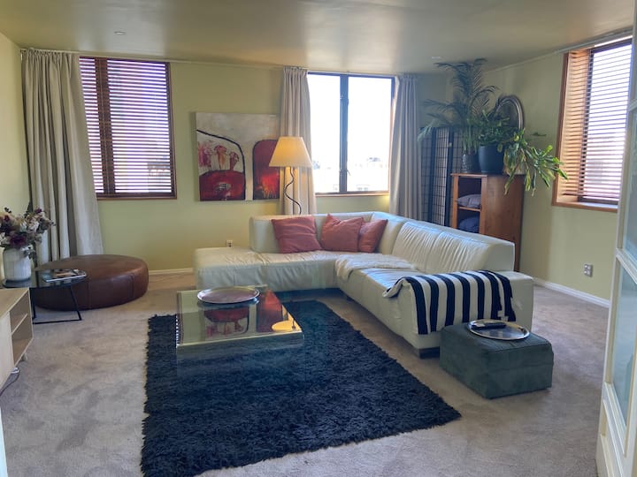 Boutique Apartment With City On Your Doorstep! - Taranaki
