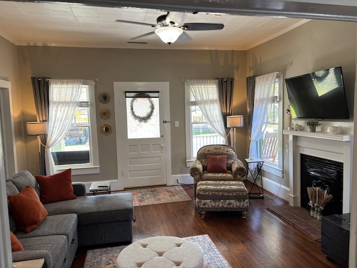 Craftsman Style Home Near Downtown Concord - Concord, NC