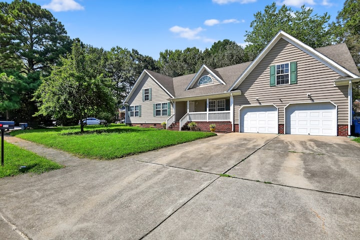 Furnished Retreat & Comfort In Churchland Va. - Portsmouth, VA