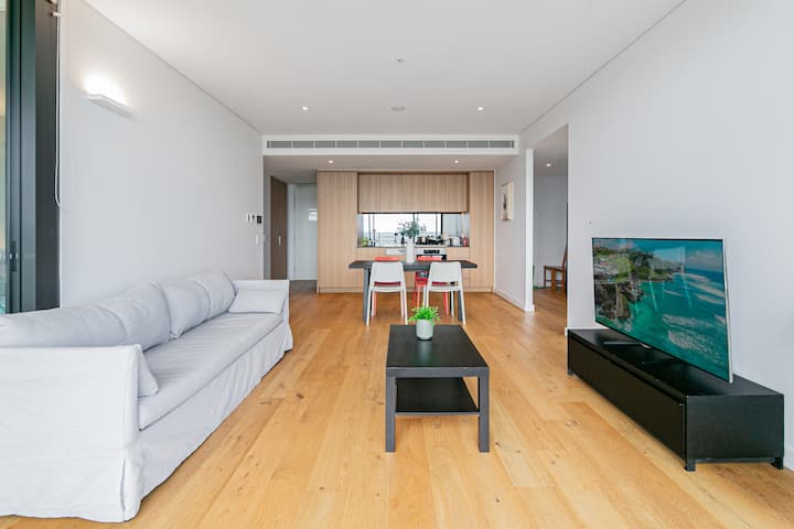 Convenient & Central 2br With Sky View - Sidney, Australia