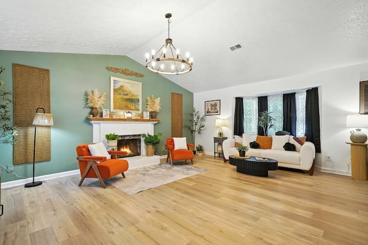 Modern Luxury Stay | Near Hwy & Biz Center - Lawrenceville, GA