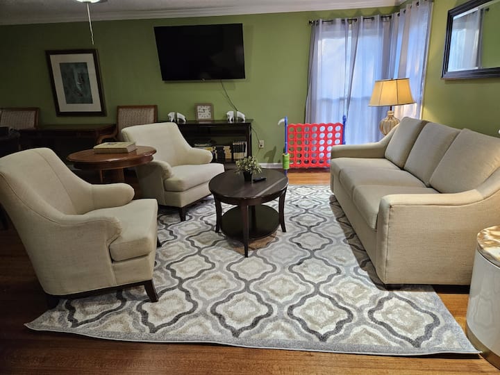 6 Br-charming & Comfort In A Quiet Neighborhood - Lakeland, TN