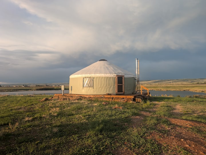 The Bird's Nest Yurt - Laramie, WY
