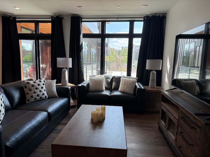 Stunning Brand New Downtown Condo! - Bozeman, MT