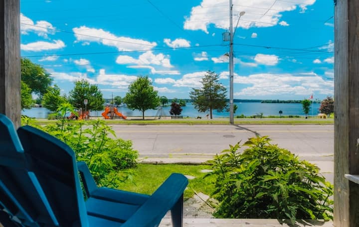 The Quinte Lakefront: Chef's Kitchen |Firepit| Bbq - Napanee