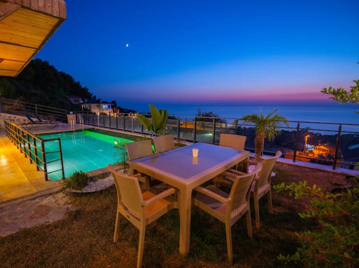 Faralya Deniz Manzaralı Villa 2 - Ölüdeniz
