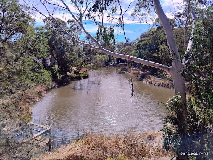 Lakeview Romantic Retreat - Box Hill