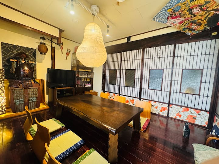 (一棟貸切)犬山城城下町まで徒歩2分|歴史情緒ある築100年のサムライ古民家宿|2泊〜長期割引あり - 犬山市
