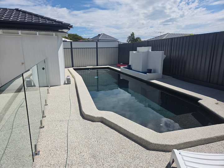 Bribie Paradise - Sandstone Point
