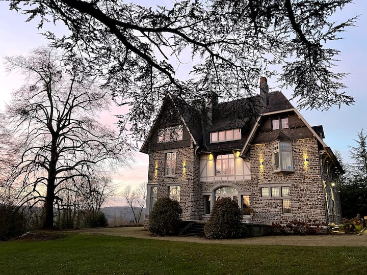 Un Toit Sur Les Monts - Esneux