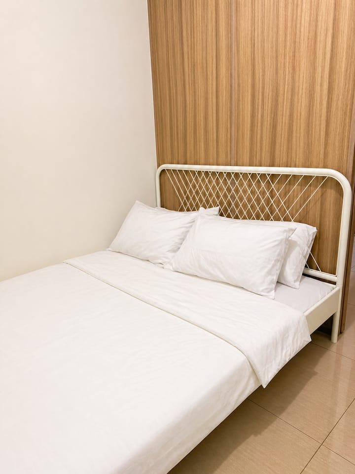 Shore 2 Residences Moa Naia Smx Picc - Ninoy Aquino Airport (MNL)