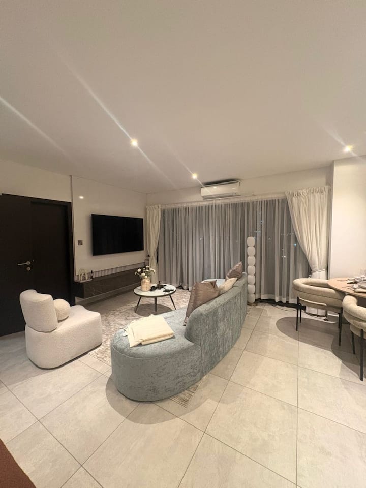 The Signature Stay:a Luxurious 2-bedroom Apartment - Accra
