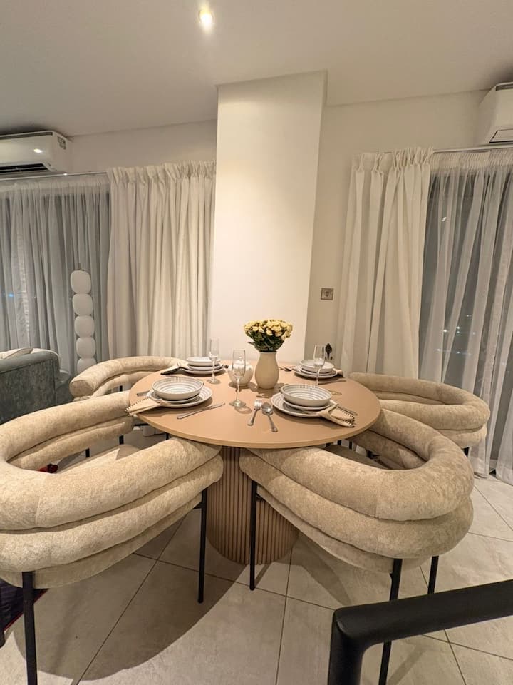 The Signature Stay:a Luxurious 2-bedroom Apartment - Accra