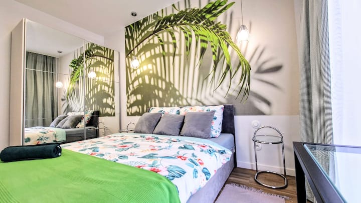 Very Stylish Ii & Secured Penthouse -Free Parking - Łódź