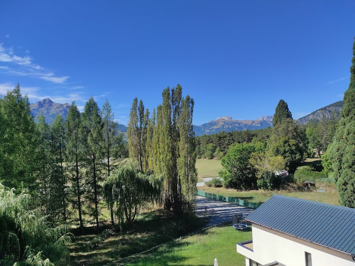 Appartement Cosy Et Chaleureux - Jausiers