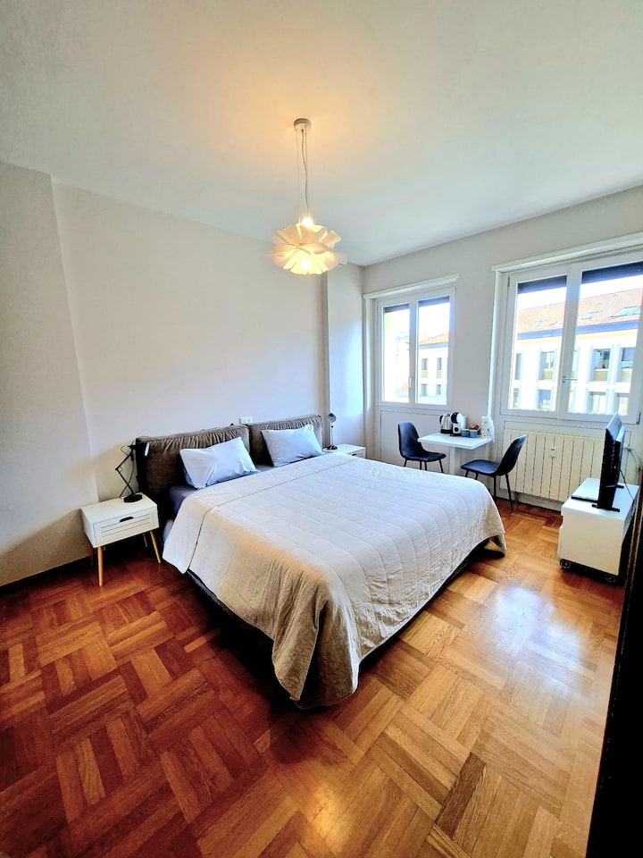 Camera "Orange" Via Italia Centro Biella - Biella