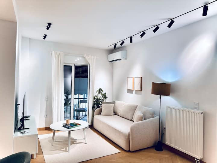Elegant Acropolis Hideaway |Chic Koukaki Living - Aten