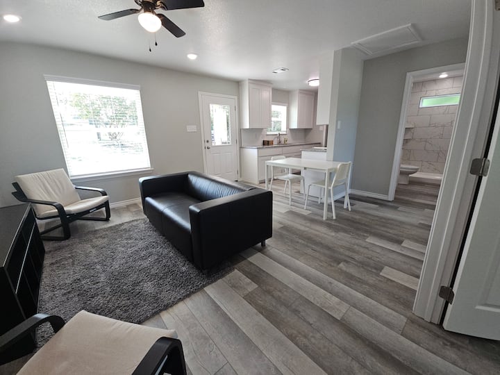 Brand New Cottage On A Country Acre In The City. - Temple, TX