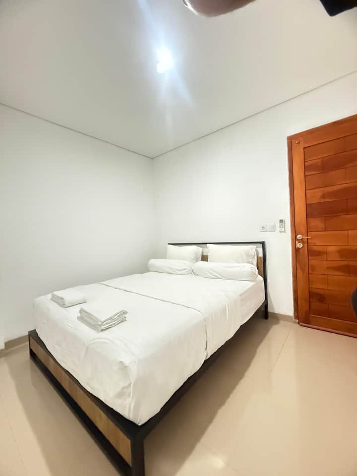 Home Stay Room In Bali Near Sanur Beach - Sanur