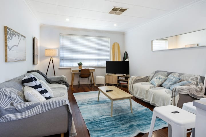 Upscale & Modern, Relaxed And Inviting - Stirling