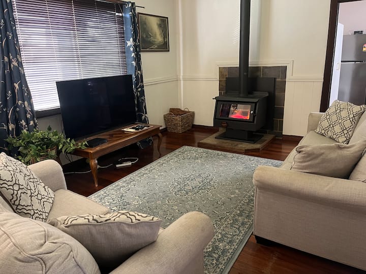 Paws And Pixels - Bunbury