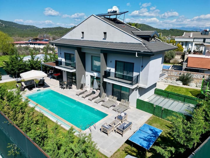 ÖLüdenizde Lüks 4+1 Villa - Ölüdeniz