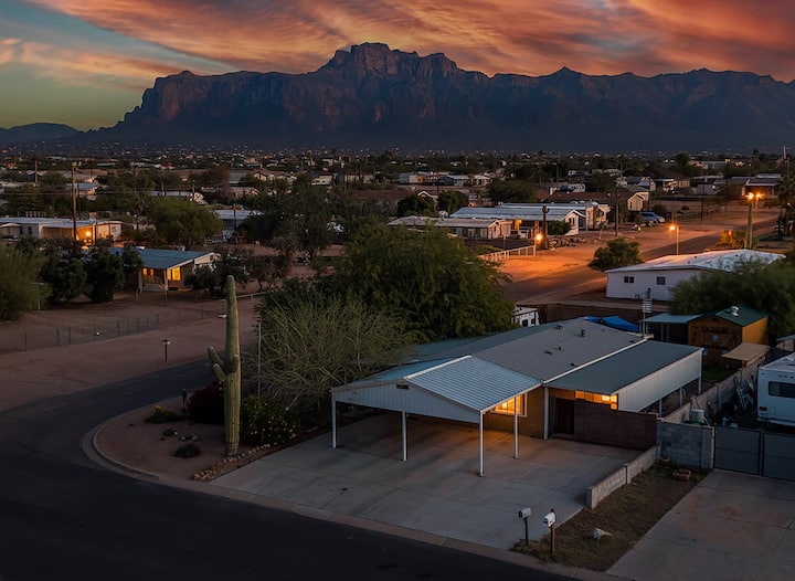 Dutchman's Cove - Gold Canyon, AZ