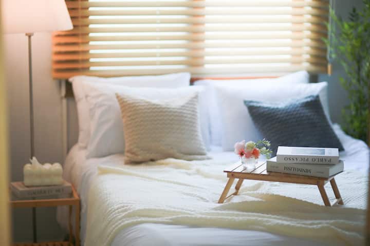 무료주차/감성숙소/1f  편의점5분/연박할인    행궁동/Kt야구장/광교   스타필드수원 - Suwon-si