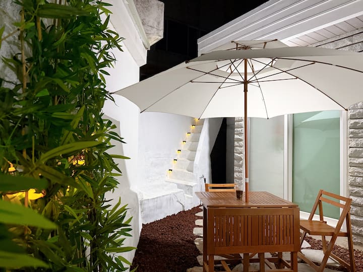 제주 감성 투룸 숙소/공항 5분/숙소 앞 카페거리, 산책로/조용하고 편히 쉴 수 있는 숙소 - 삼도1동